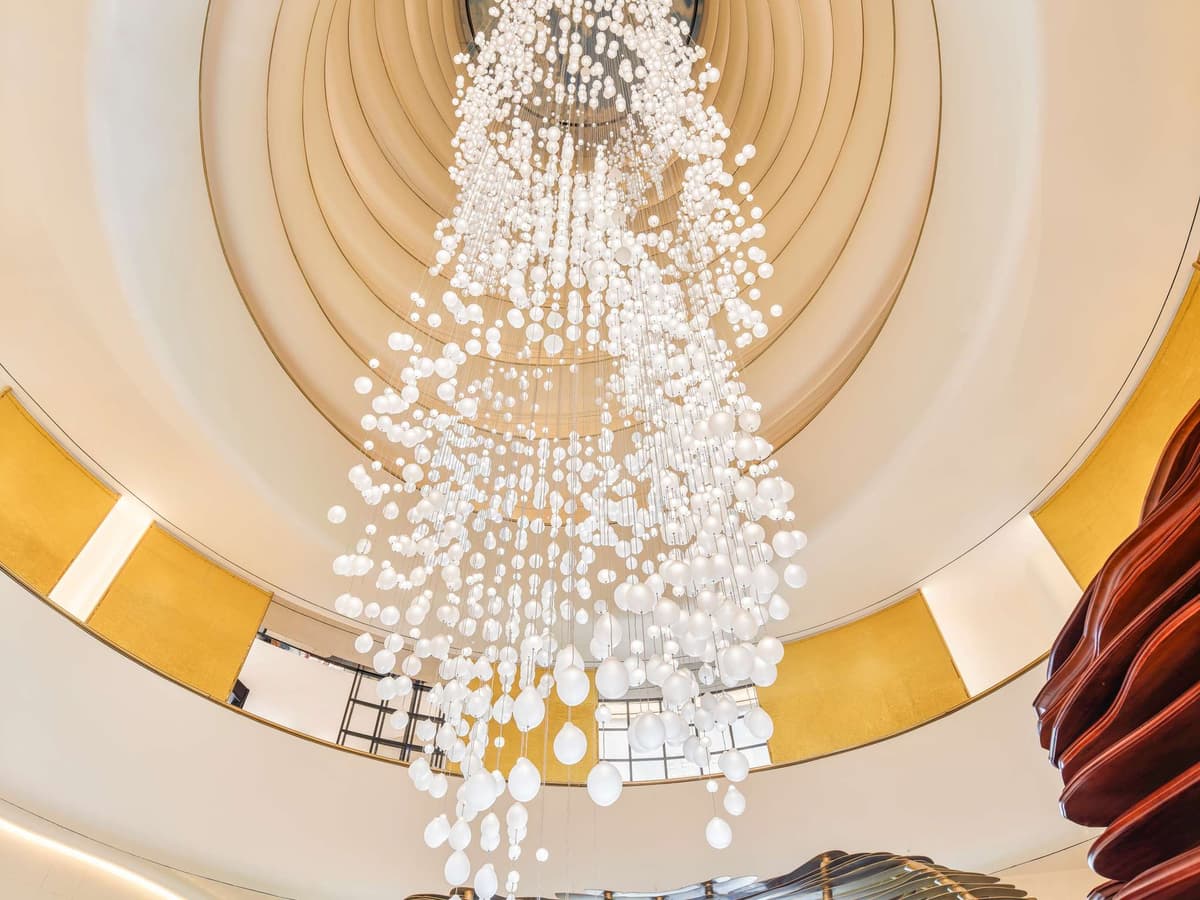 Fairmont Doha, Lusail : hotel during the day - Dayuse.com.hk